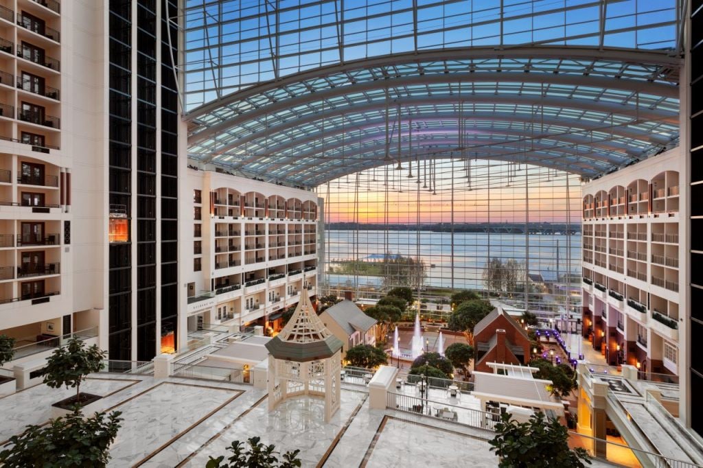 Reunite this summer at Gaylord National Resort